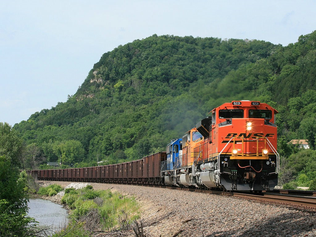BNSF 9221